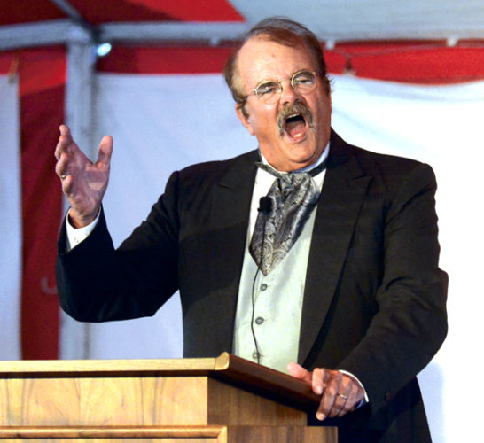 Record crowd gathers as Teddy charges into Warren | News, Sports, Jobs ...